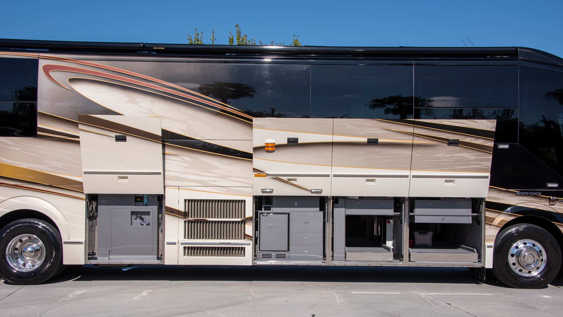 Liberty-Coach-859-B-Exterior-Storage-3-Gallery - Custom Luxury Motorcoach