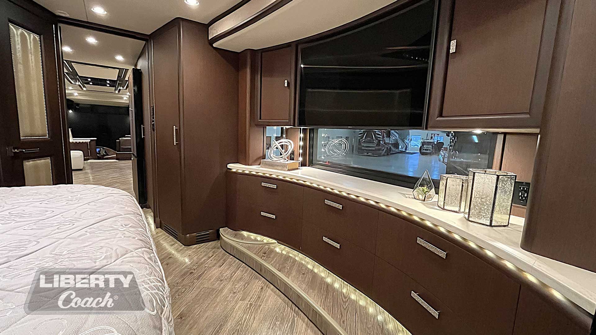 Liberty-Coach-5445-Bedroom-Gallery - Custom Luxury Motorcoach