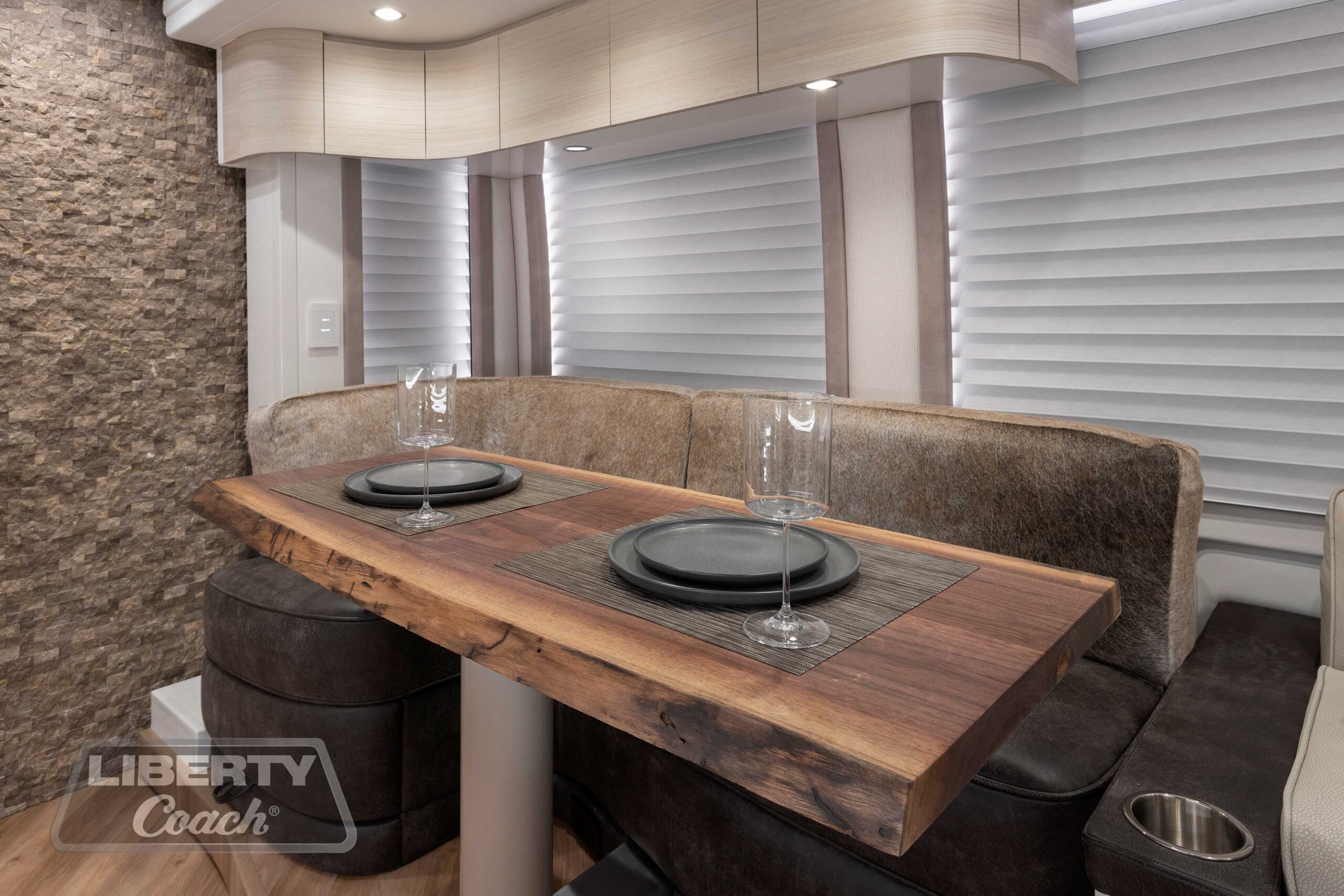 Liberty-Coach-900-Dining-Overview-New - Custom Luxury Motorcoach