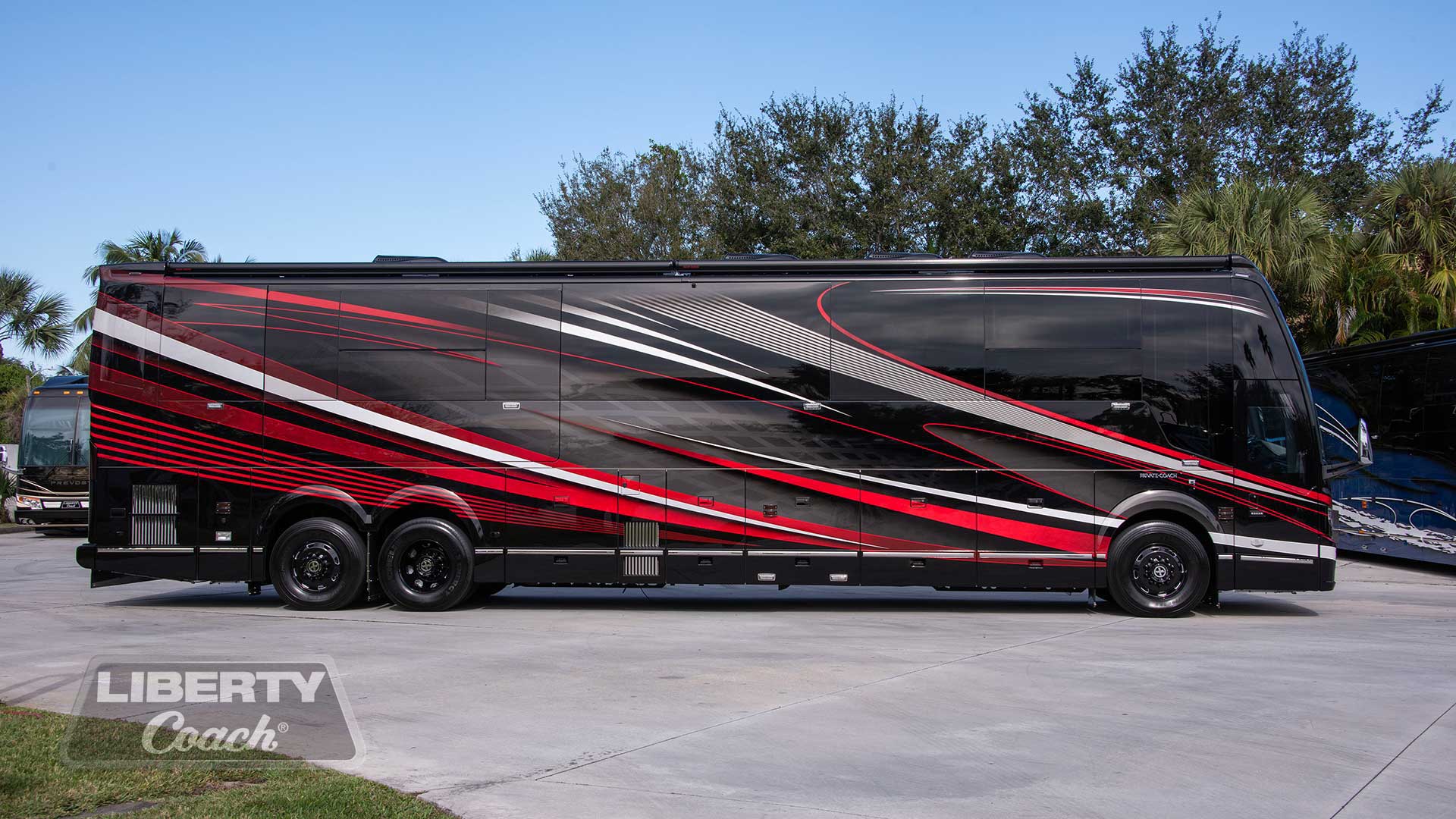 Liberty-Coach-903-Exterior-5-Gallery - Custom Luxury Motorcoach