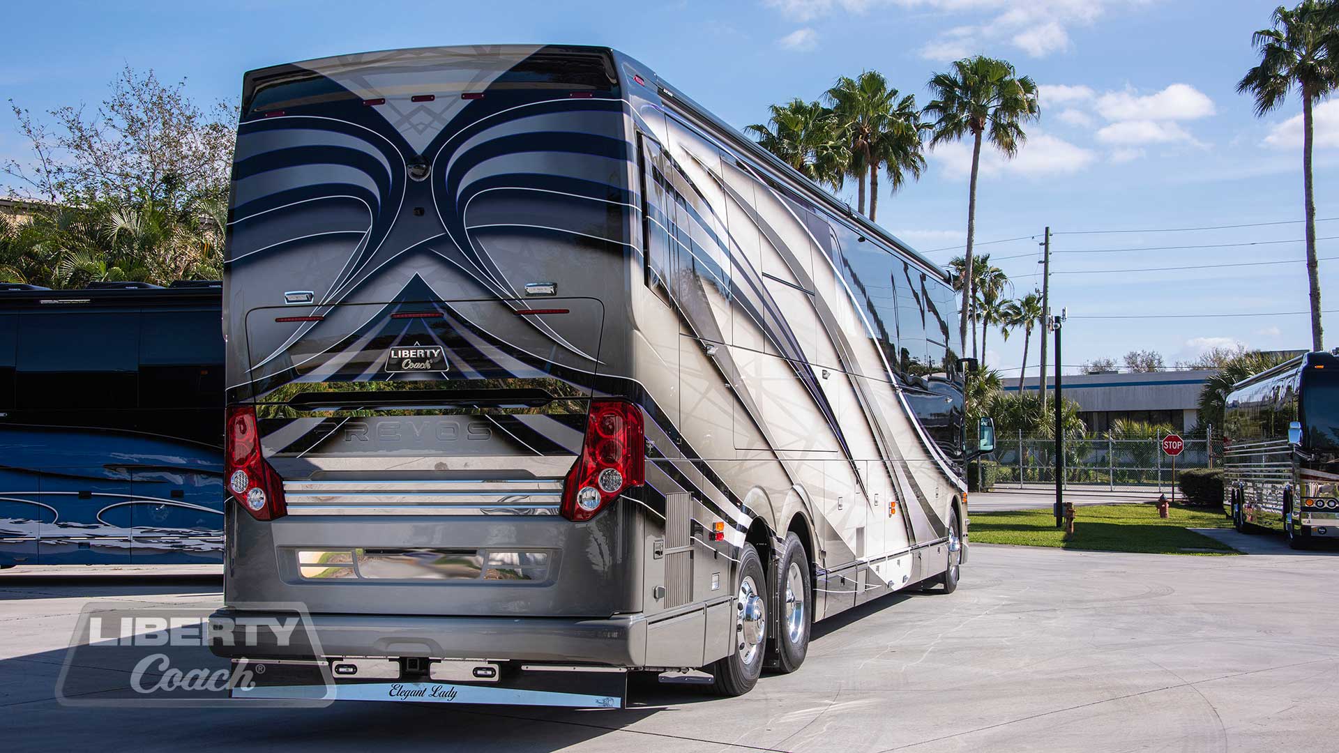 Liberty-Coach-905-Exterior-2-Gallery - Custom Luxury Motorcoach