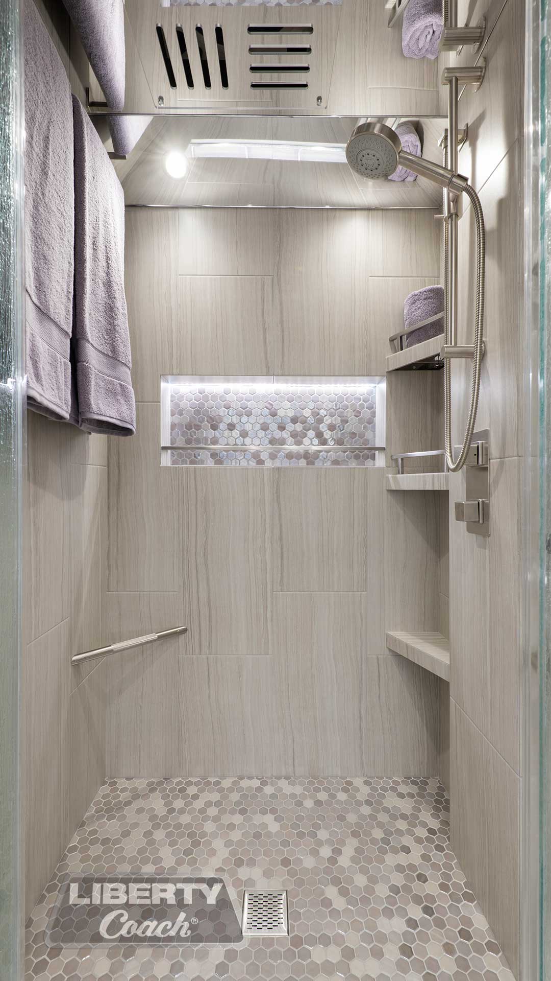 Liberty-Coach-905-Shower-Gallery - Custom Luxury Motorcoach