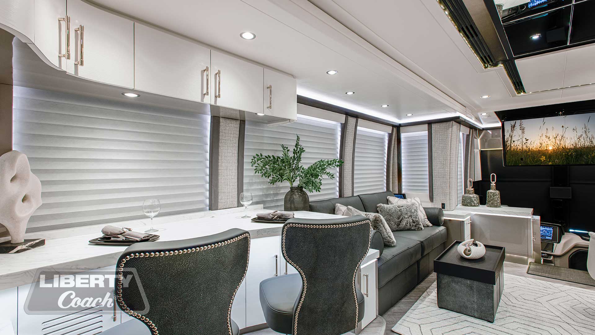 Liberty-Coach-914-Dining-2-Gallery - Custom Luxury Motorcoach