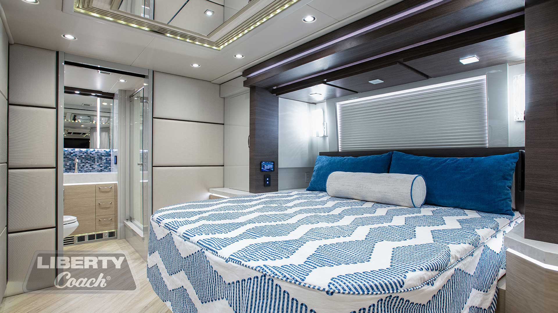 Liberty-Coach-916-Bedroom-6-Gallery - Custom Luxury Motorcoach