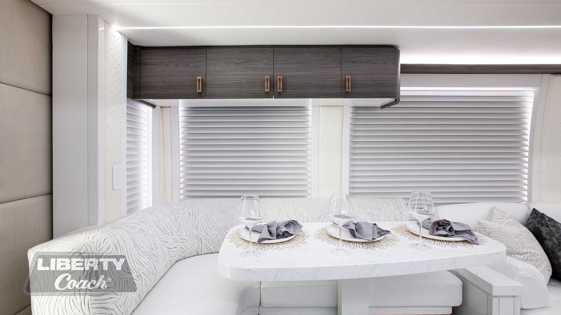 Liberty-Coach-919-Dining-Gallery - Custom Luxury Motorcoach