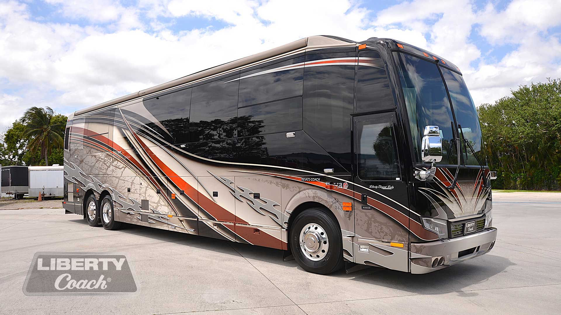 Liberty-Coach-7226-Exterior-17-Gallery - Custom Luxury Motorcoach